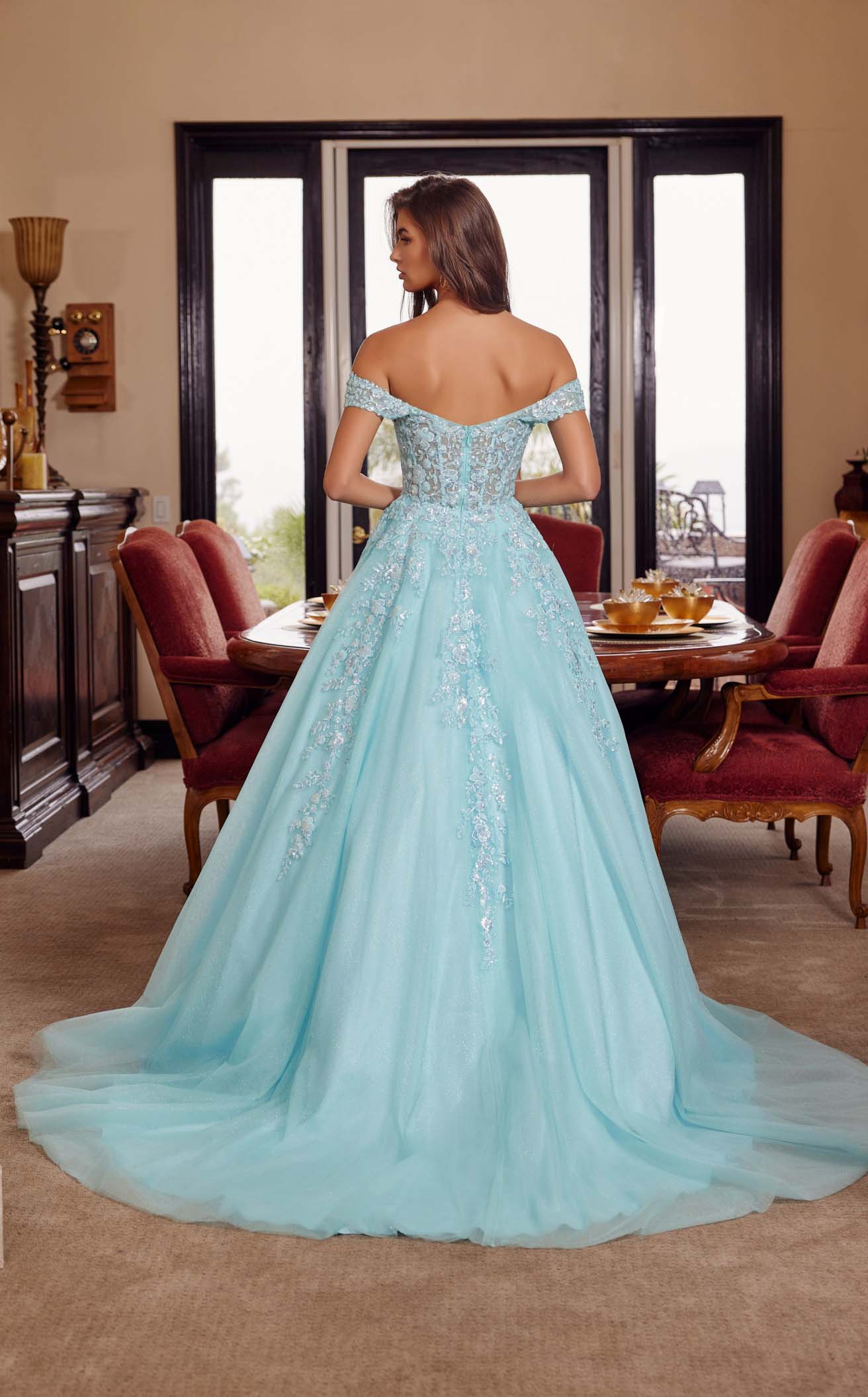 Nox Anabel H1881 Dress | NewYorkDress.com